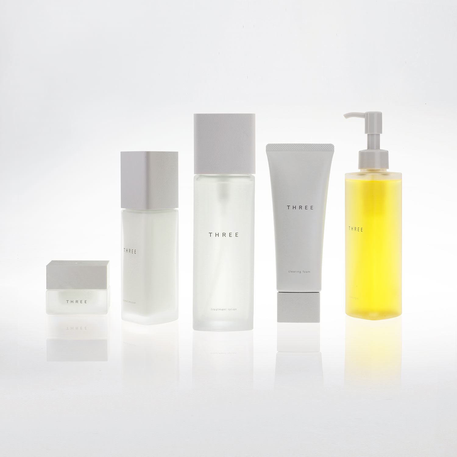 吉岡徳仁が、化粧品ブランド・THREEのためにデザインしたスキンケアシリーズ | architecturephoto.net