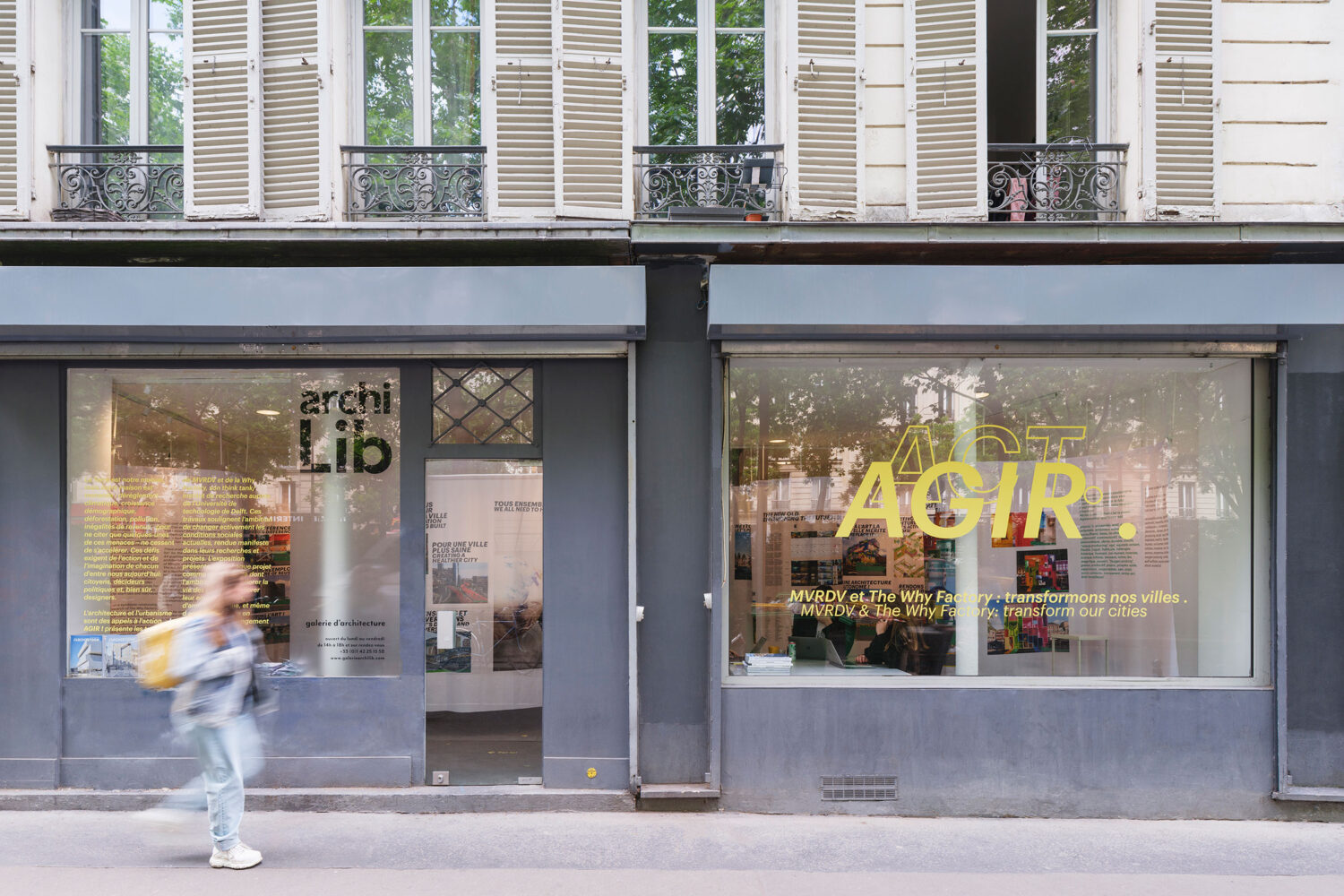 MVRDVとThe Why Factoryのパリでの建築展「アジール」の会場写真。“行動する”の名を冠した展覧会。“地球を改善する”の宣言を ...