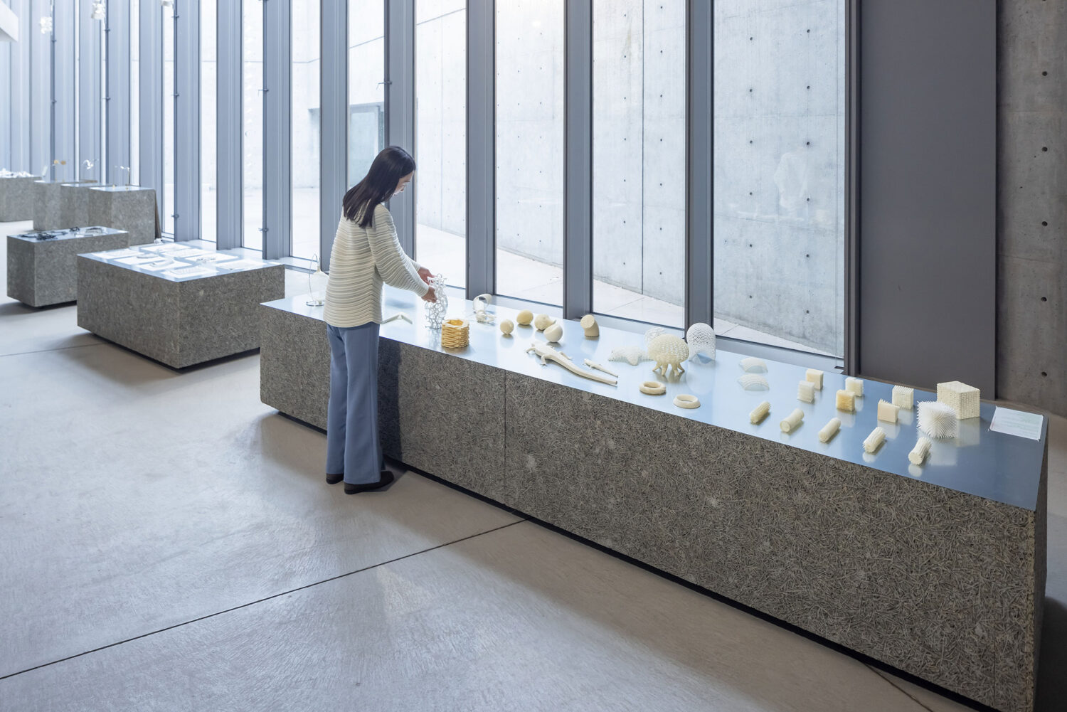 21_21 DESIGN SIGHTでの展覧会「未来のかけら: 科学とデザインの実験室」の入場チケットをプレゼント。先端技術に形を与えた ...